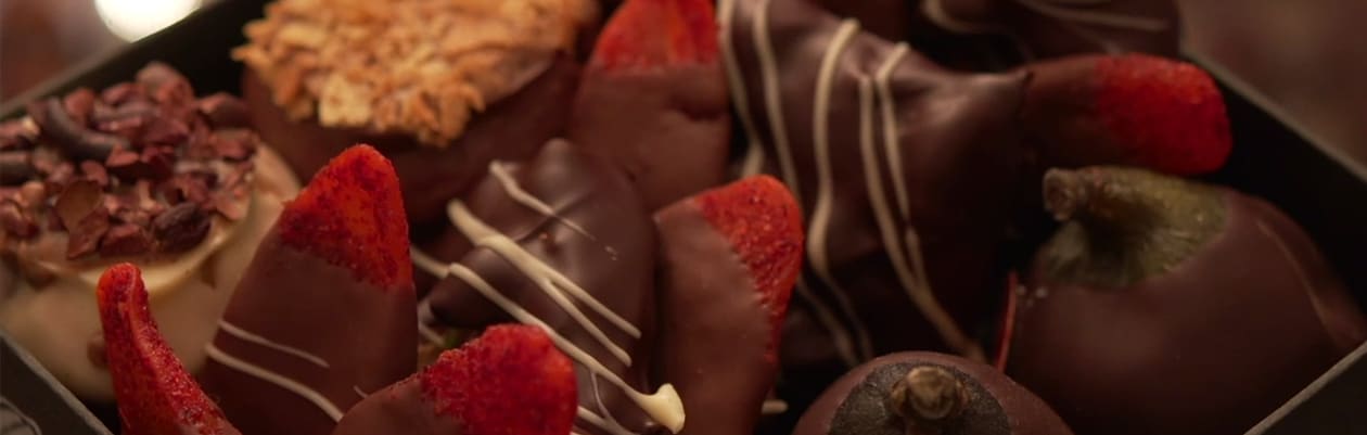 Bonbon Art: Que Bo Chocolates Owned by José Ramón Castillo