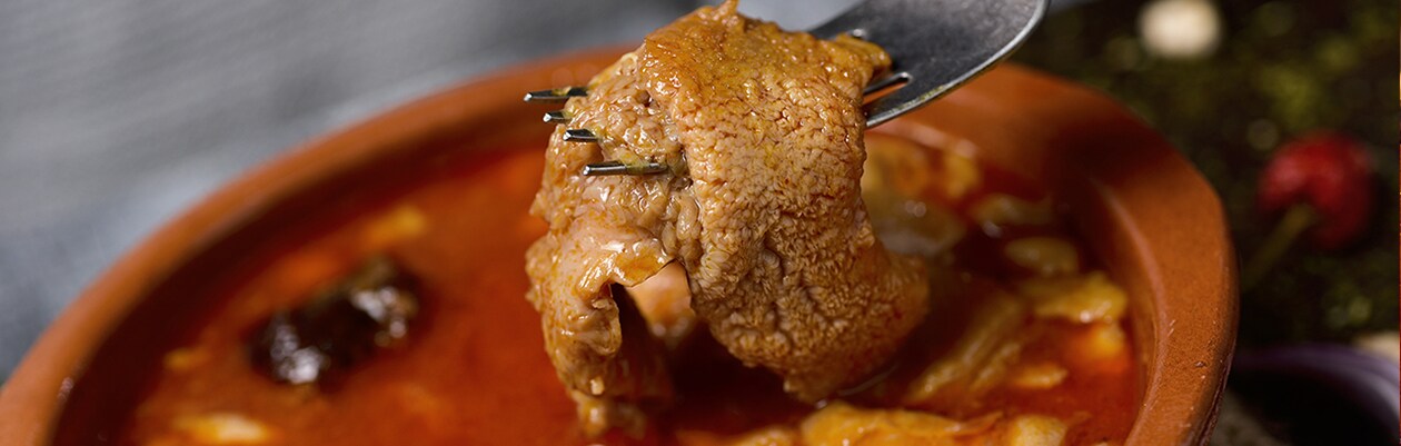 Chinese Cuisine: Serving Tripe in Beijing